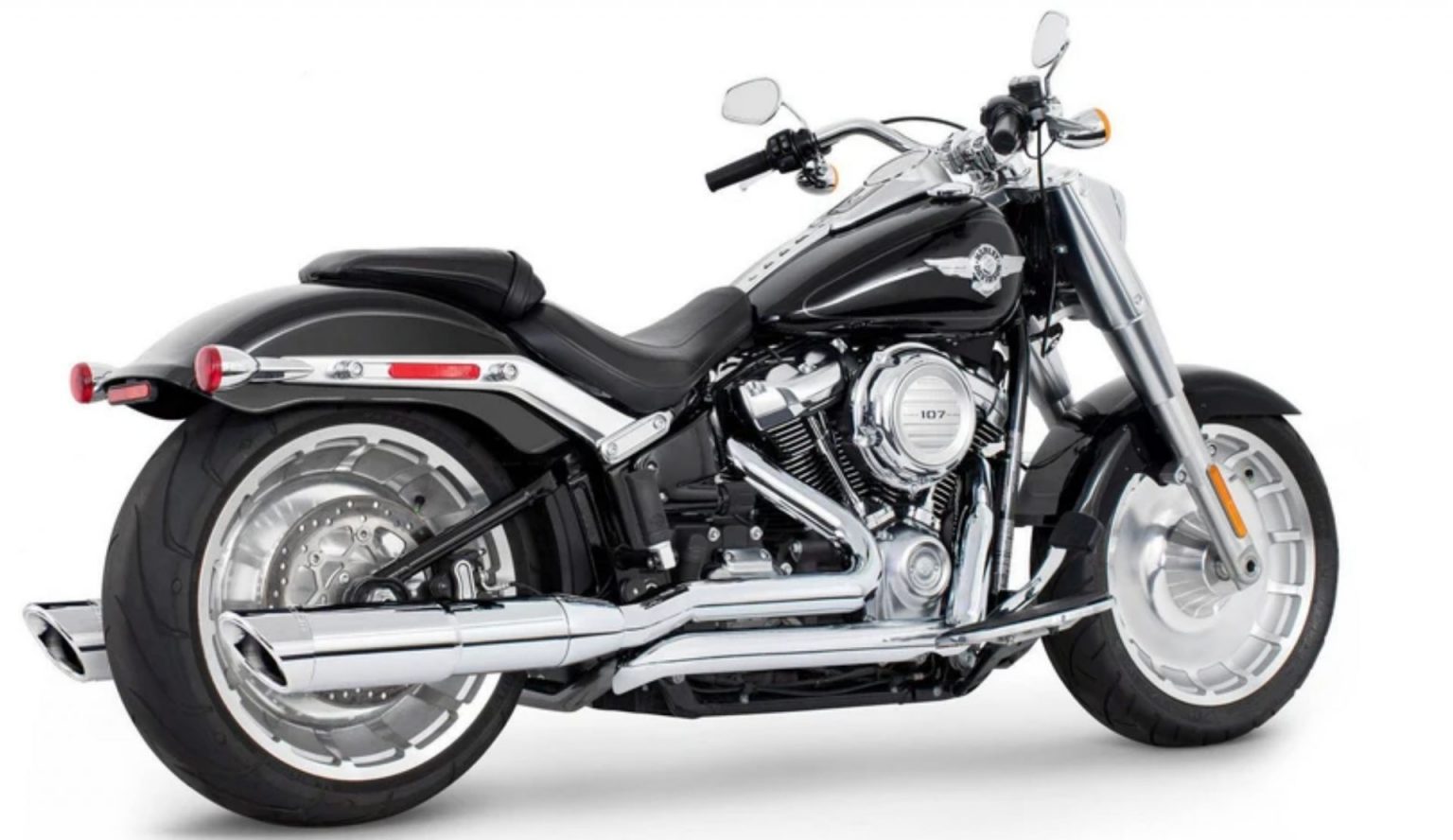 ハーレーブレイクアウト/ファットボーイを唯一無二の左右2本出しマフラー仕様に！歯切れの良いサウンドとトルクを楽しめるトゥルーデュアル ...